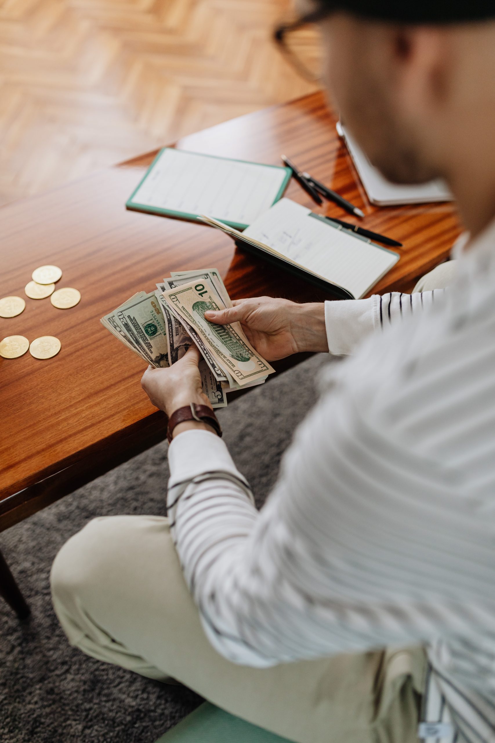 Détournement de fonds : que prévoit la loi à ce sujet ? - Droit Economie